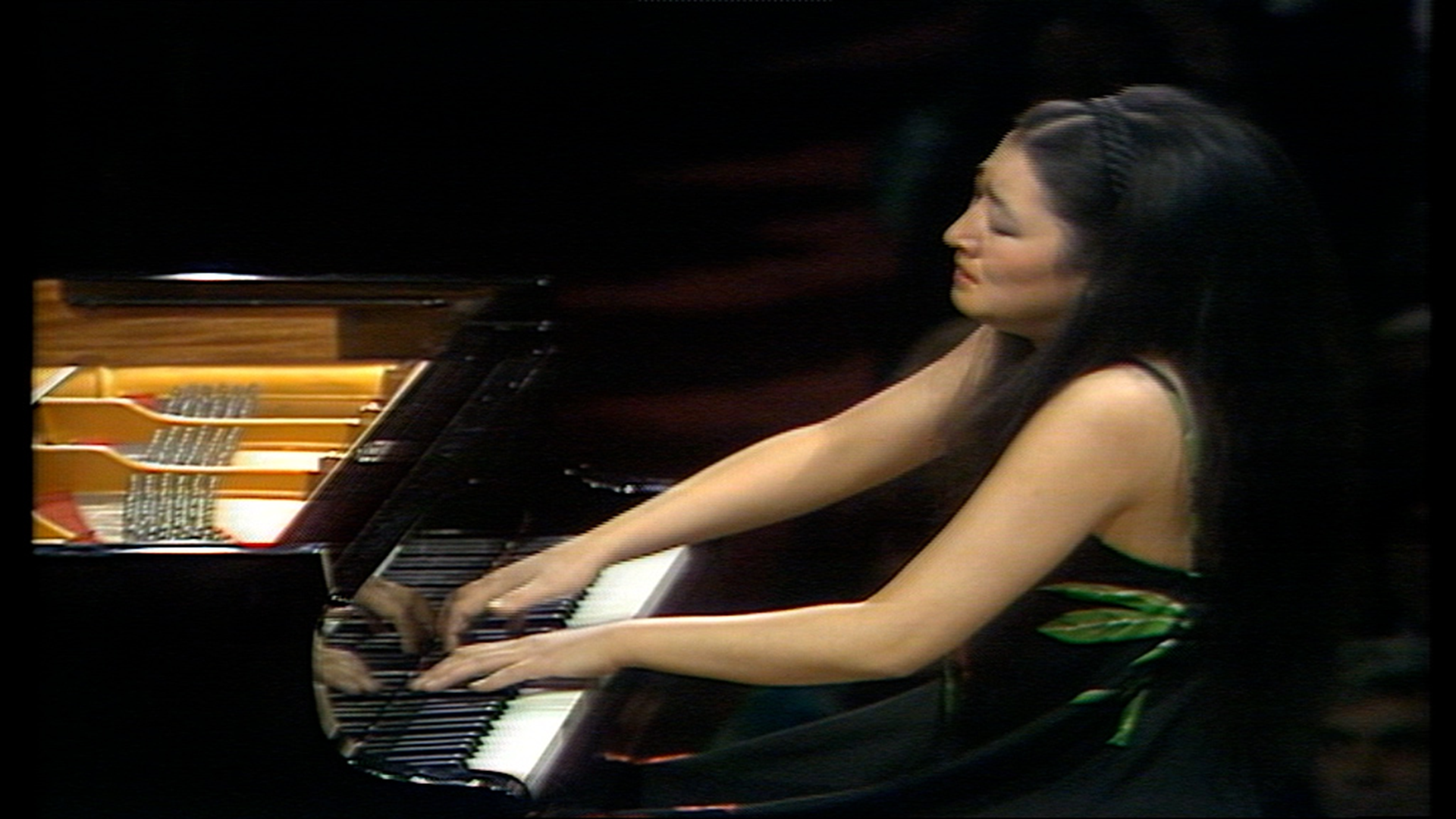 Robert Schumann piano concerto in A minor - 1st mvt - The Leeds ...