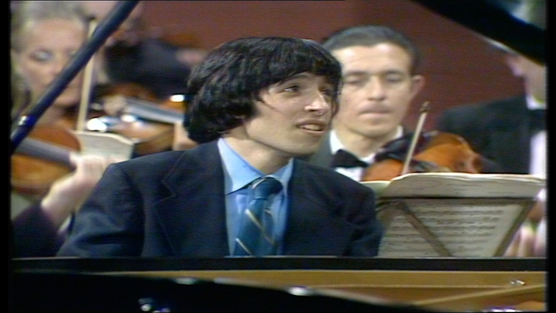 Frédéric Chopin - piano concerto no.1 in E minor - 2nd mvt - The Leeds ...