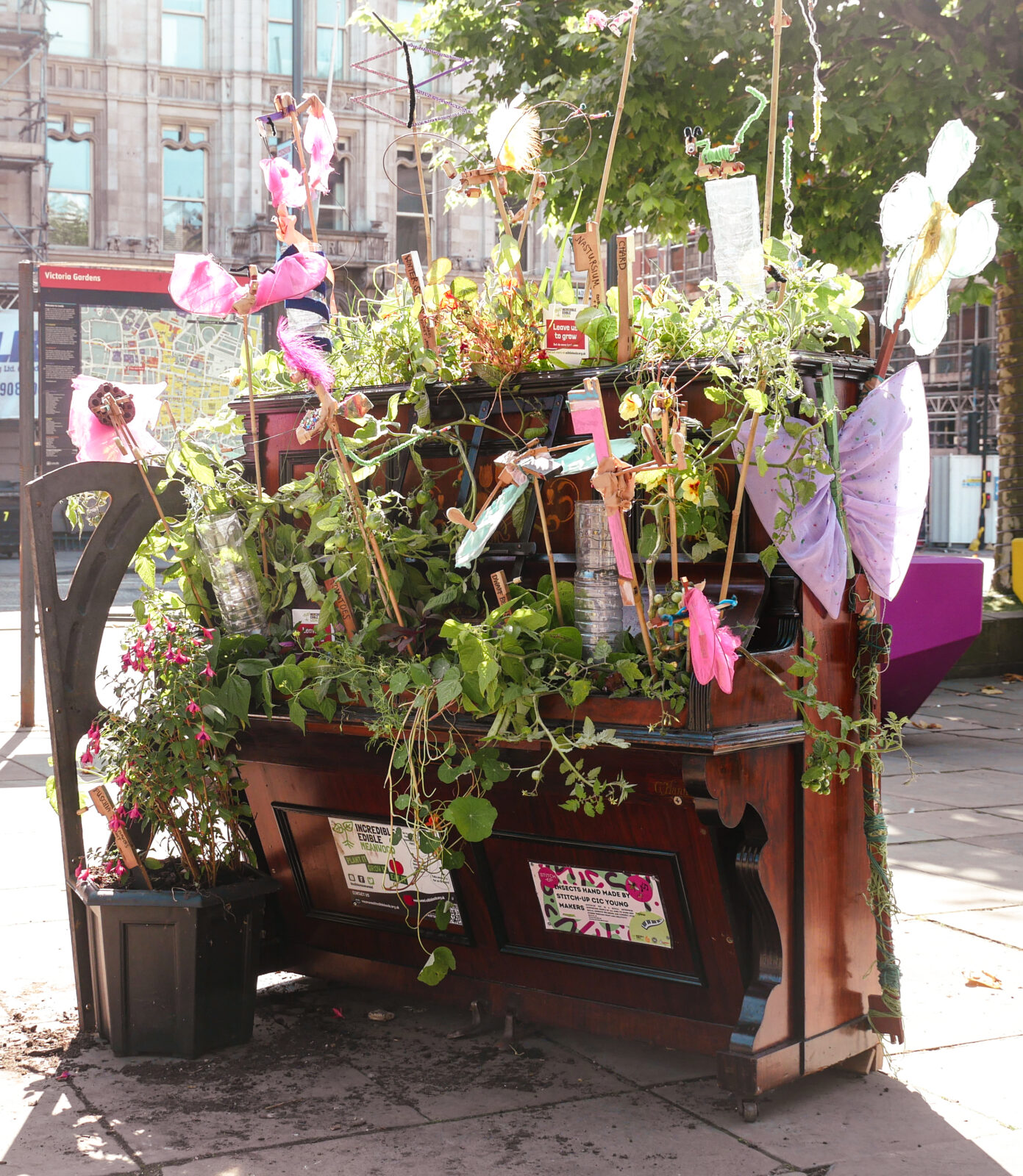 Piano Trail Festival - Piano Sculptures & Planters - The Leeds ...